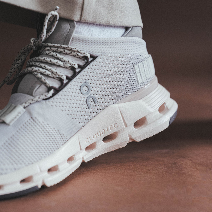 On Cloudnova (pearl / shell) | 43einhalb Sneaker Store