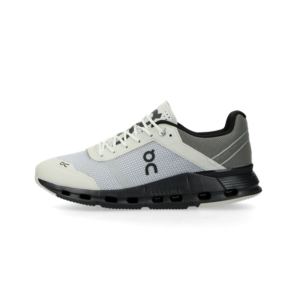 On Cloudnova Z5 Rush W (pearl / black) | 43einhalb Sneaker Store