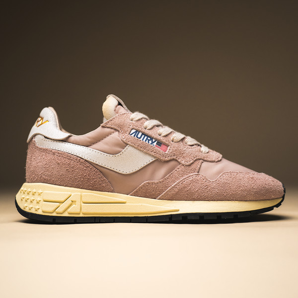 Autry Shop von 43einhalb Sneaker Store