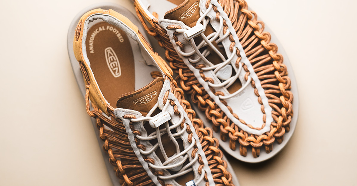 KEEN Uneek (oak buff / chipmunk) | 43einhalb Sneaker Store
