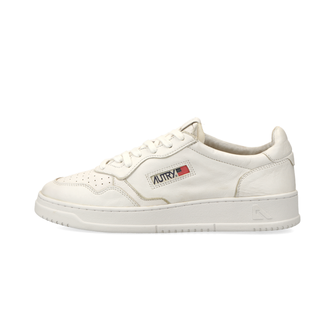 Autry Medalist Low (solid goat / white) | 43einhalb Sneaker Store