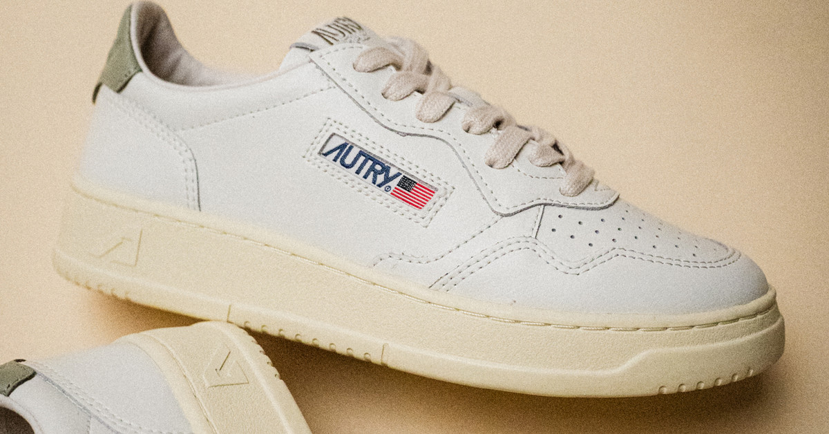 Autry Medalist Low W (leat / leat white / sea) | 43einhalb Sneaker Store